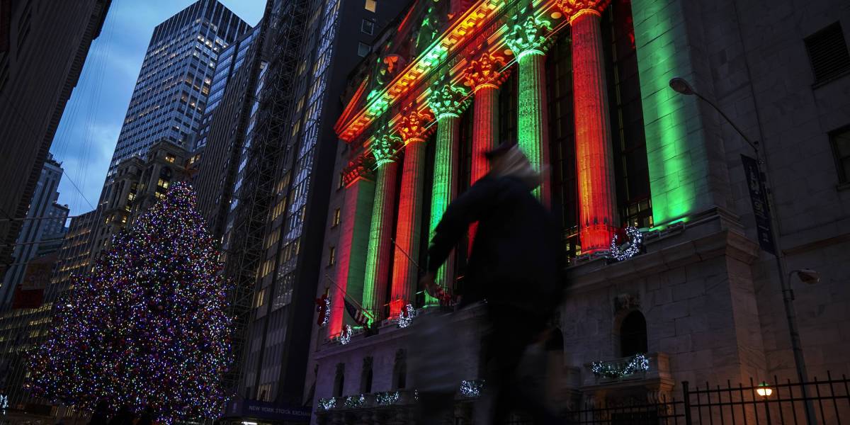 Markets Stay Nervous After Santa Crash With Fed Meeting Today | Fortune