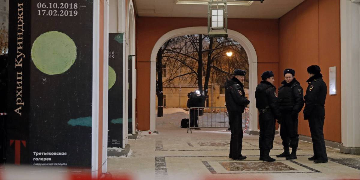 Russian Police Recover 'Al-Petri. Crimea' Painting | Fortune