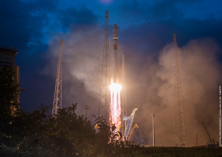 OneWeb Launches First Space-Based Internet Satellites into Orbit | Fortune