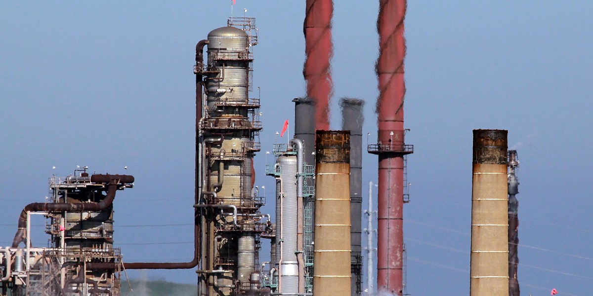 Chevron, Exxon Mobil to Boost Fracking Operations | Fortune