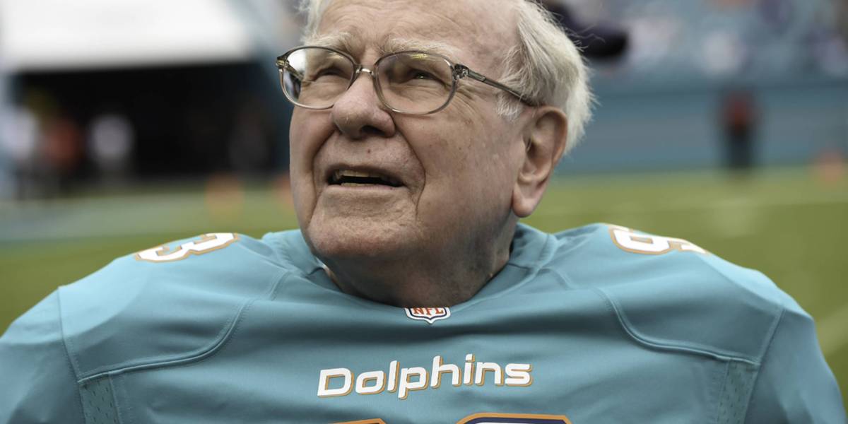 Warren Buffett's Investment Advice Helps NFL Player | Fortune