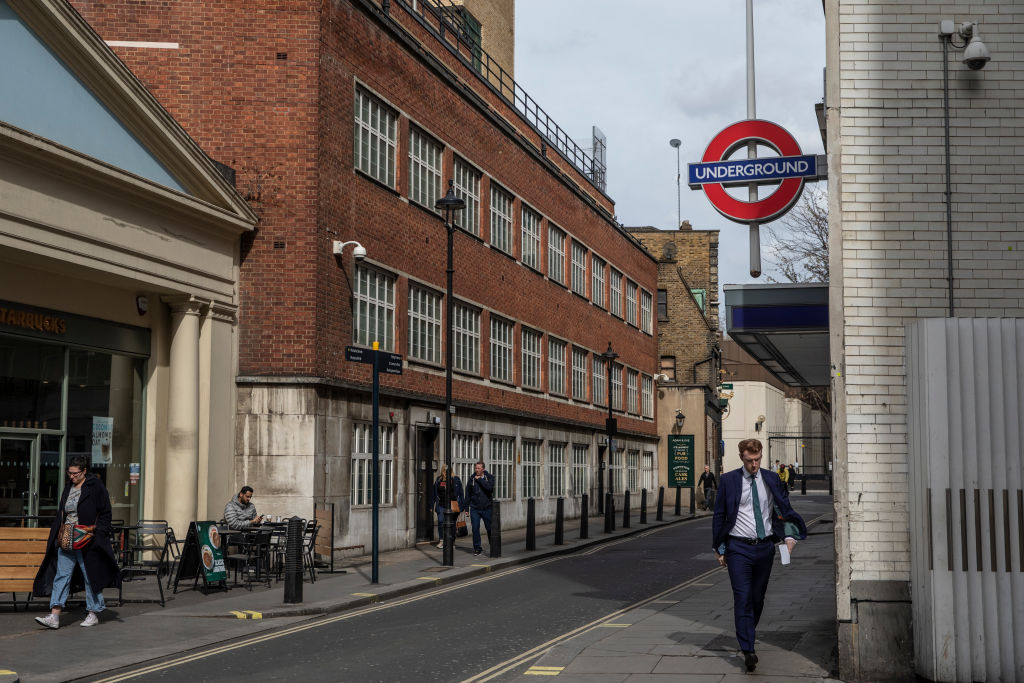 British Spy Agency GCHQ Reveals London HQ After 66 Years of Secrecy ...