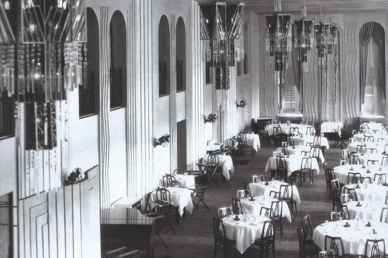 This Revamped Art Deco Hotel Is Emblematic of the New Tulsa | Fortune