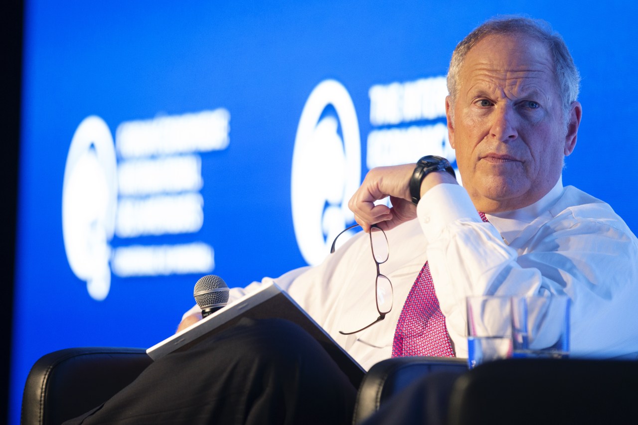 Coronavirus: Honeywell ex-CEO David Cote on leadership in a crisis ...