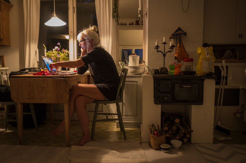 Remote work from home carries dangers for employers and employees | Fortune