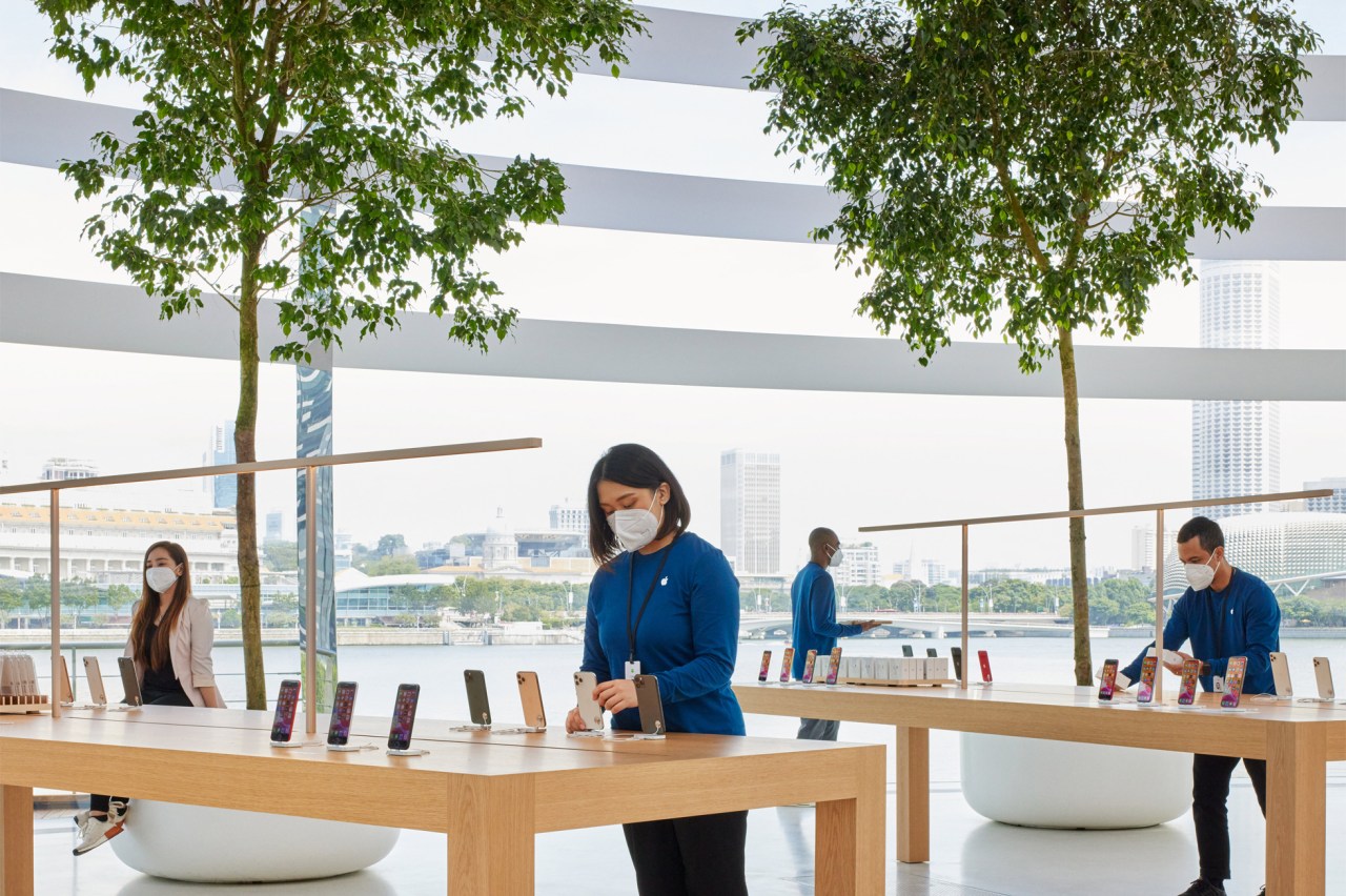 Apple's 'most ambitious' new store in Singapore departs from signature ...