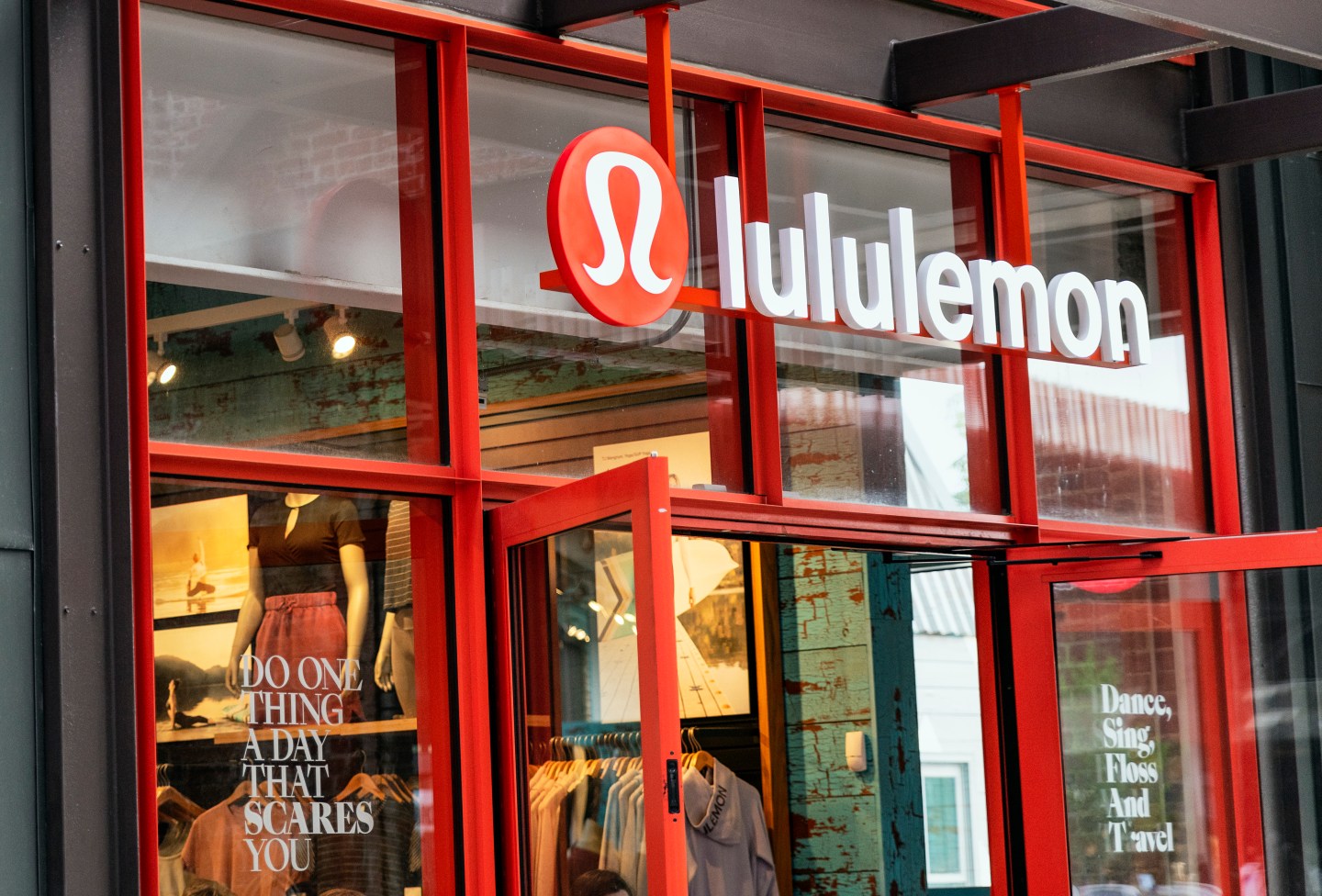 Lululemon announces bigger sizes and more sustainable fabrics | Fortune