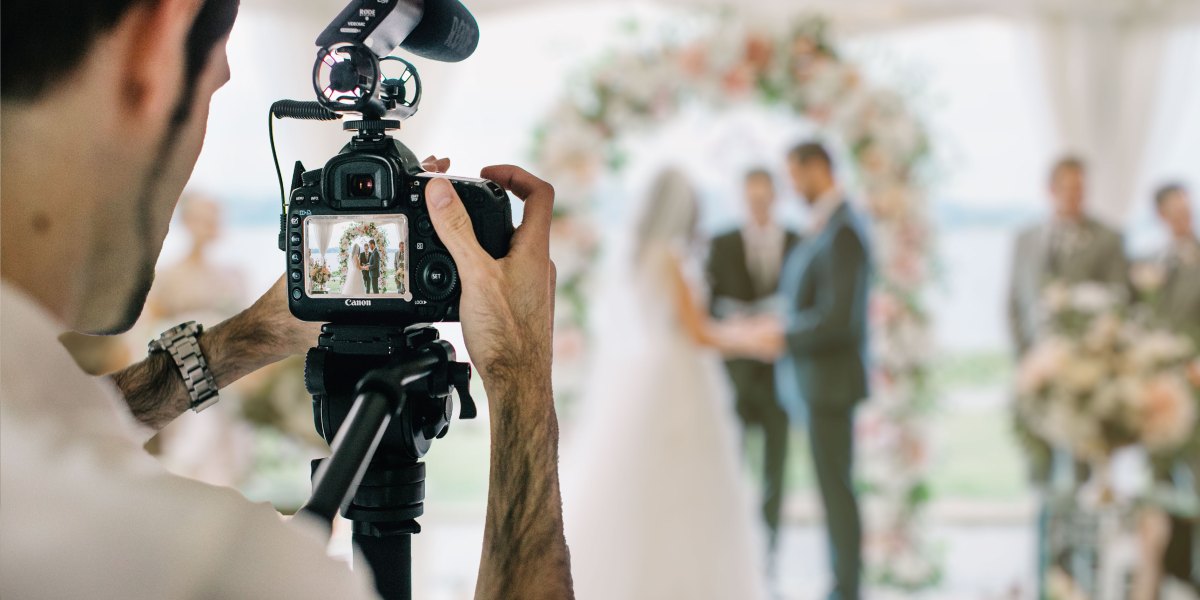 Technology was the VIP guest at weddings in 2020 | Fortune