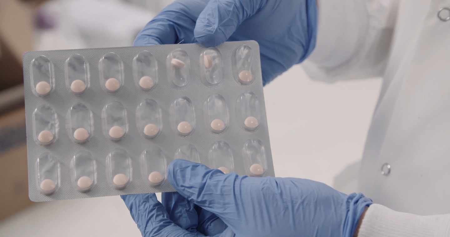 Forget vaccine jabs—next-generation COVID-19 pills and nasal sprays are ...