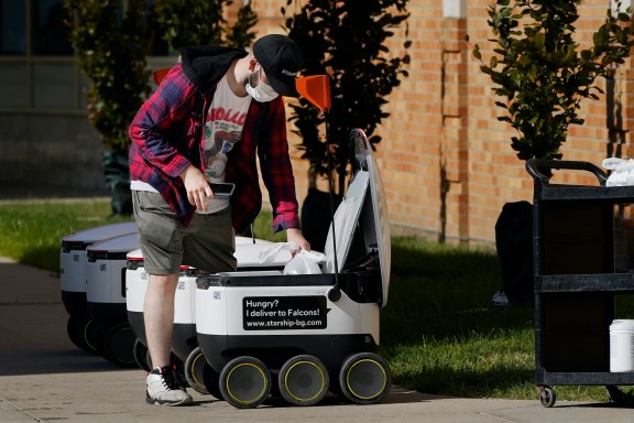 Robot food delivery is becoming a staple for some colleges and U.S ...