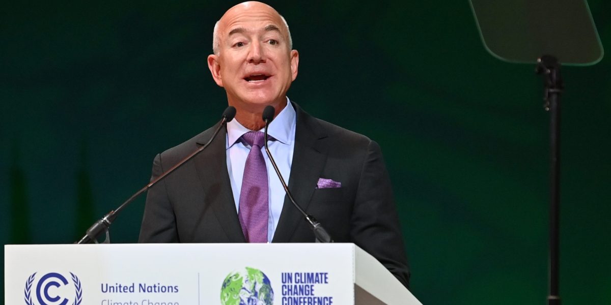 Bezos announces $2 billion climate pledge—and immediately draws ...