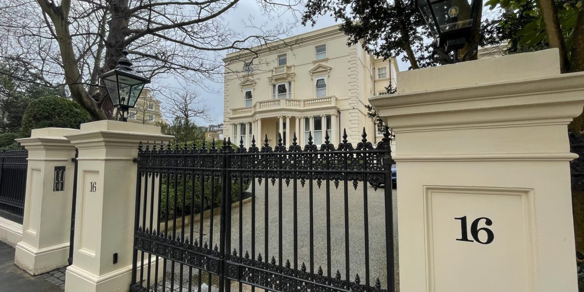 Russian oligarch mansions could house Ukraine refugees under U.K. draft ...