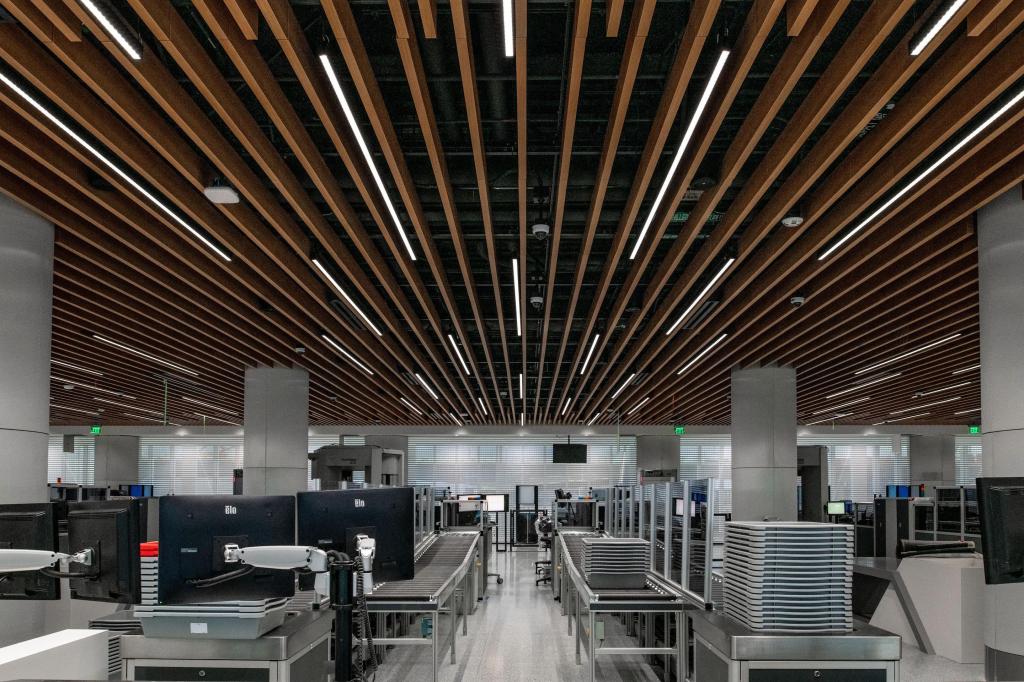 LAX: Inside the new Delta Air Lines terminal at Los Angeles ...