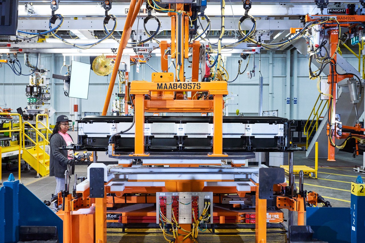 Ford and GM are going all in on electric cars, and thousands of jobs ...