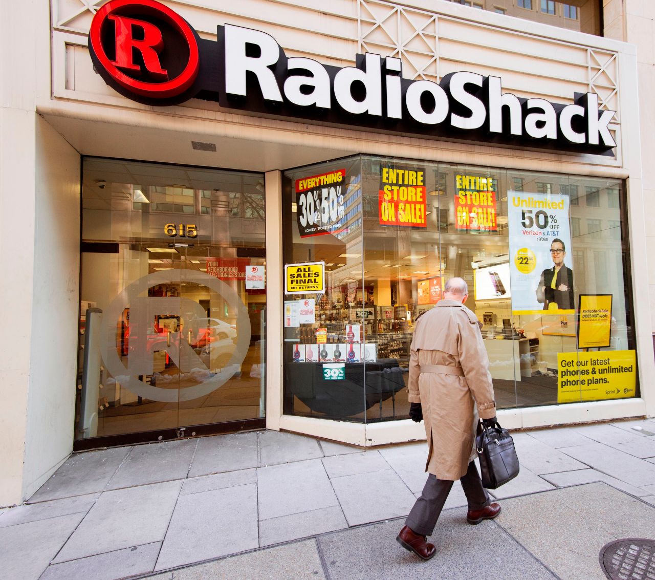 Radio Shack's NSFW Twitter feed embraces the crypto lifestyle | Fortune