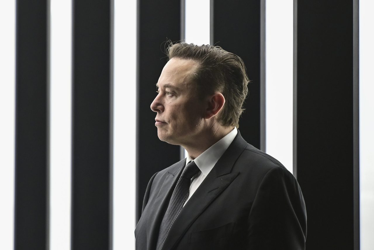 Delaware judge allows Elon Musk to include evidence from Twitter ...