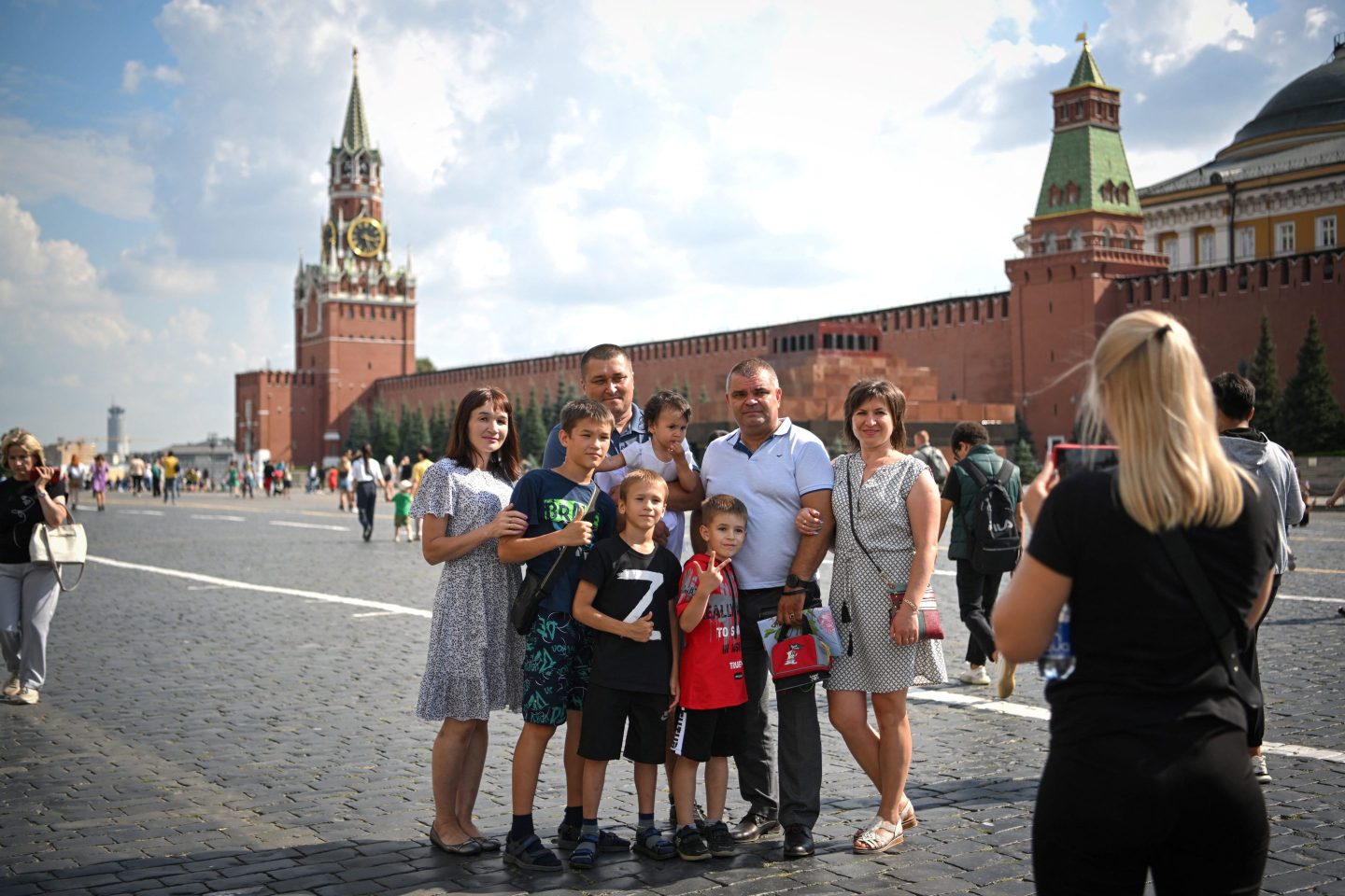 Russian kids now required to attend Kremlin-designed classes for ...