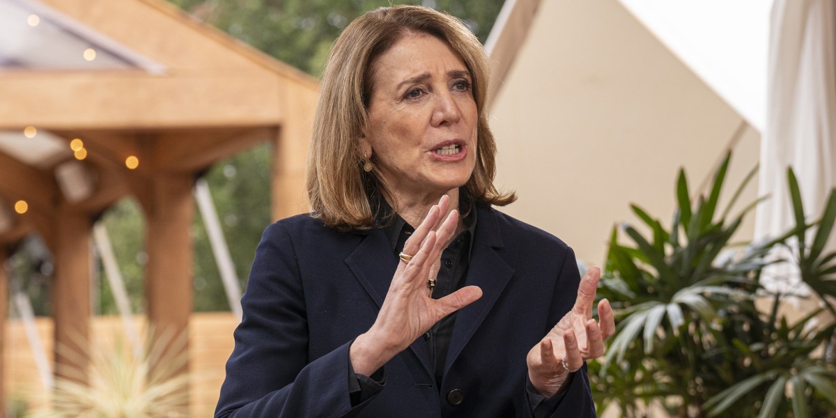 Here's what Alphabet CFO Ruth Porat is betting on as YouTube ad revenue ...