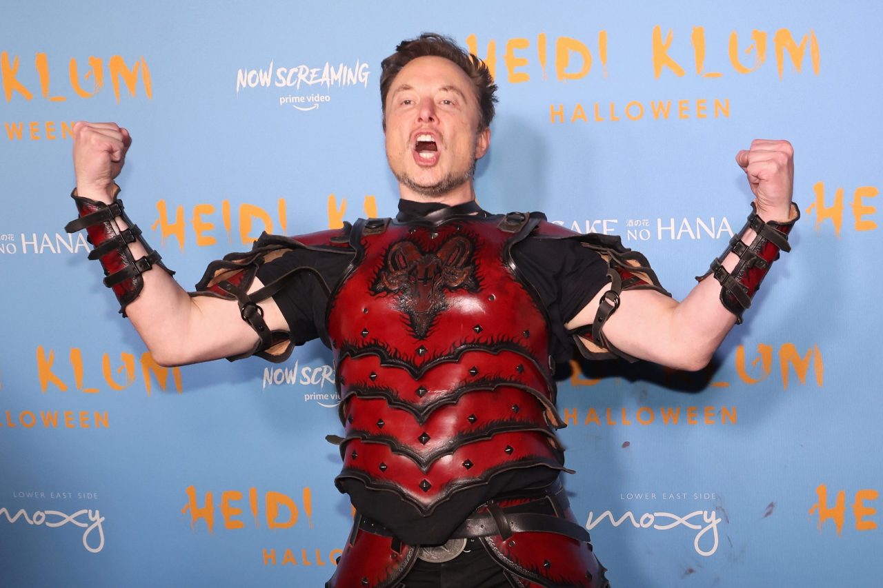 Elon Musk haggles with Stephen King over Twitter verification fee ...