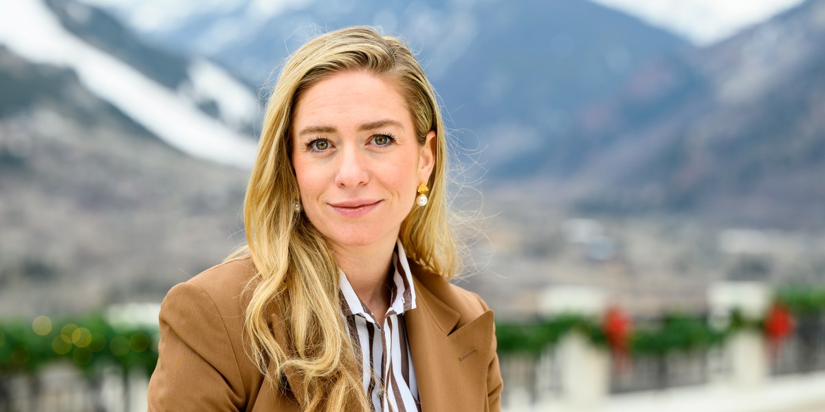 Bumble CEO Whitney Wolfe Herd hires Drena Kusari as Bumble app GM | Fortune