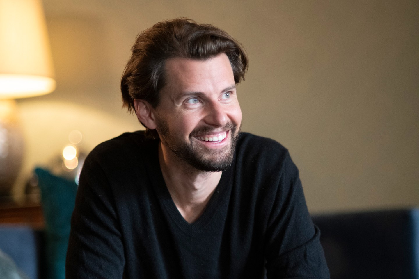 Dating app Hinge increased revenue from $1 million to $400 million in 6 ...