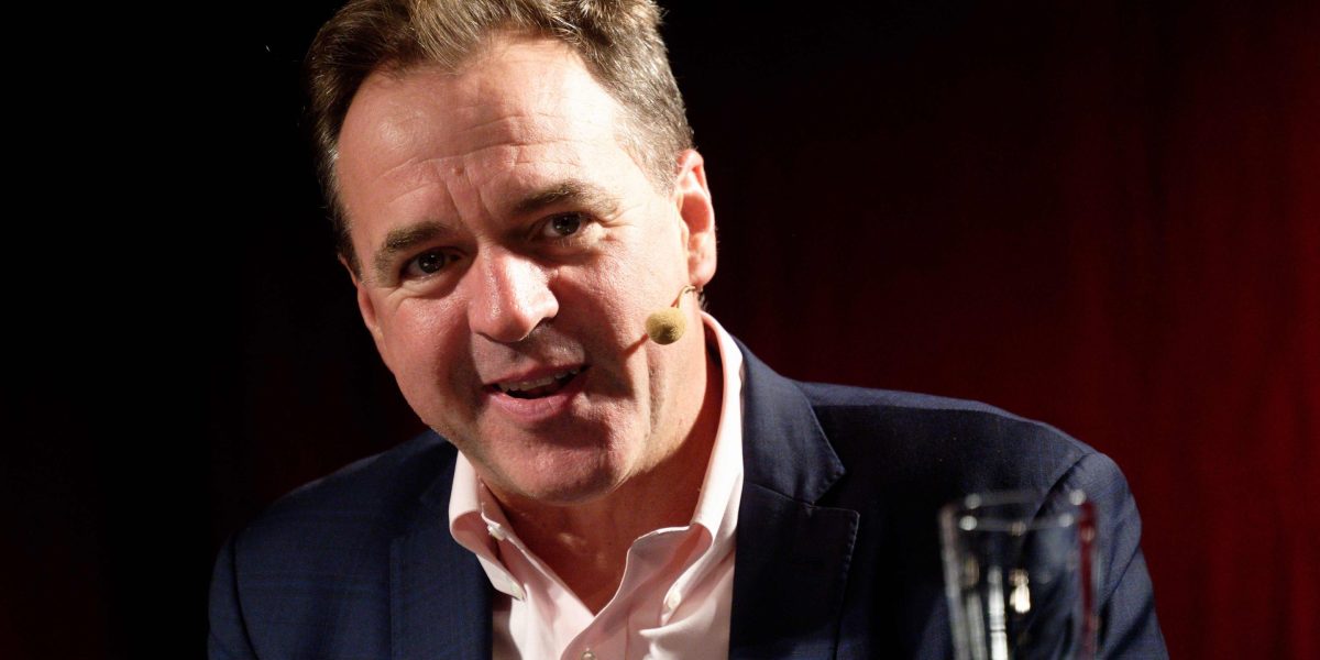 Economic historian Niall Ferguson says de-globalization is 'a mirage ...