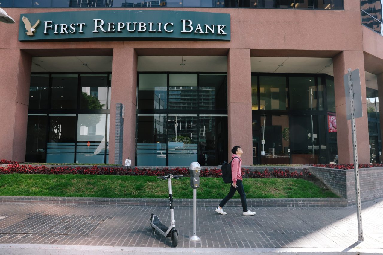 First Republic Bank is set to get a $30 billion rescue | Fortune