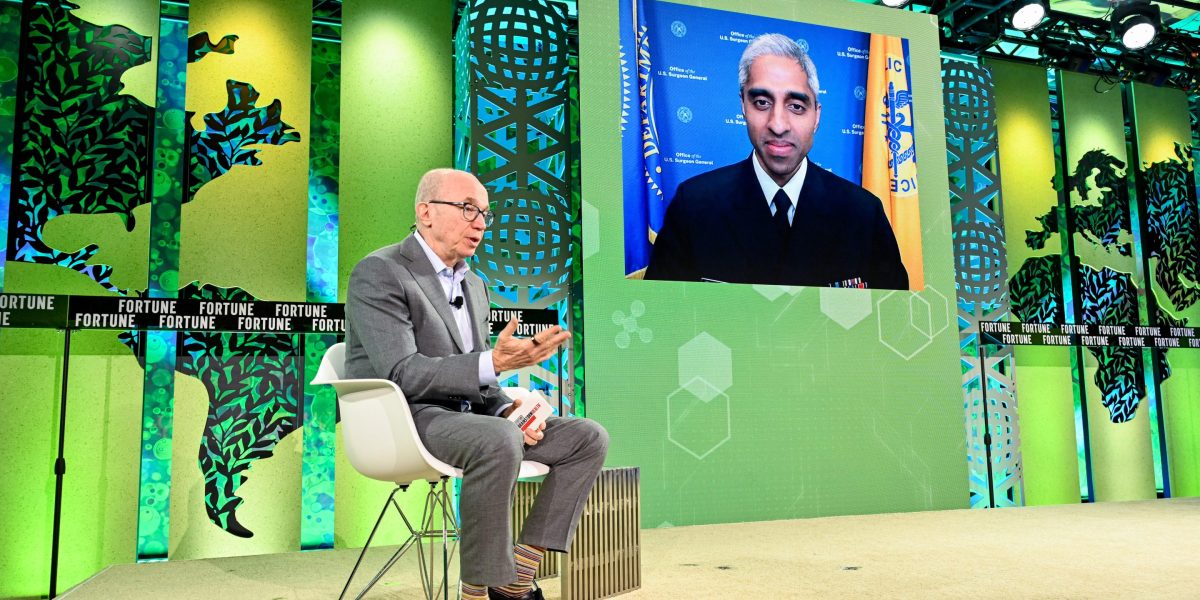 The U.S. Surgeon General on protecting your mental health at work | Fortune