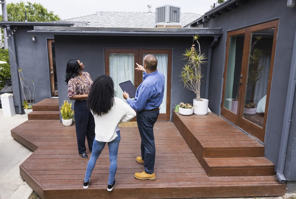 The rise of the multimillion-dollar 'knock down' house as wealthy ...