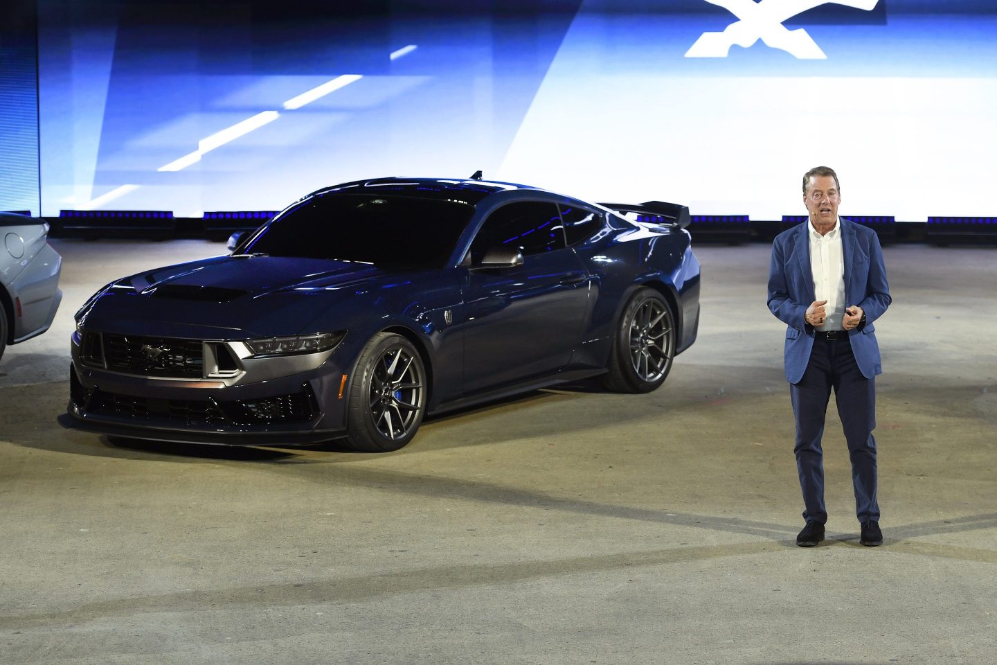 Ford V-8 Mustang demand surges as carmakers transition to EVs | Fortune