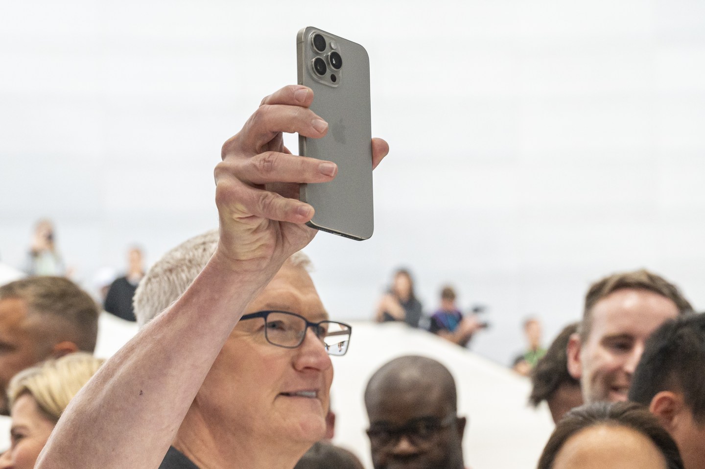 Some Apple iPhone 15 Pro owners complain their new devices get too hot ...