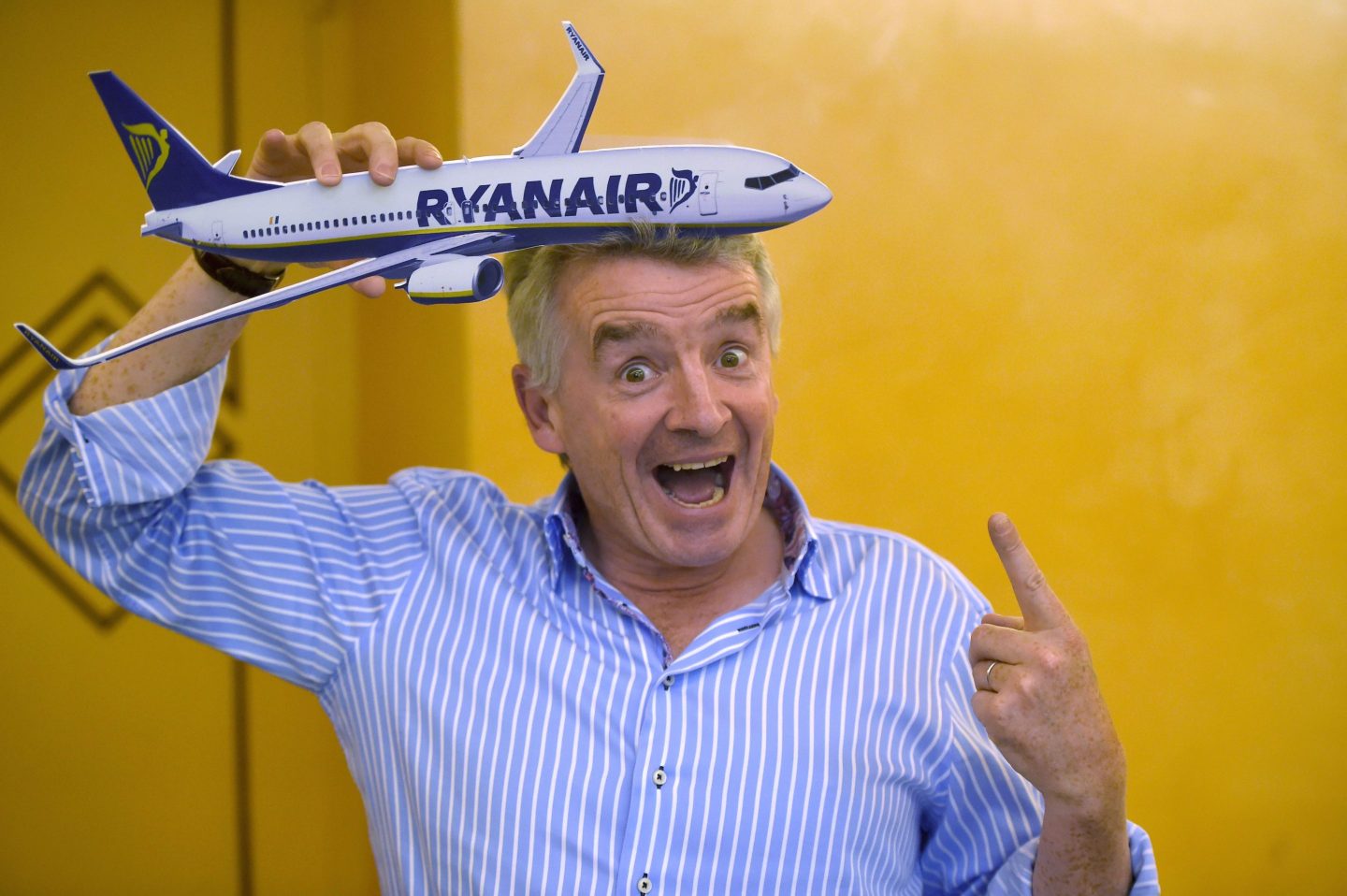 Ryanair CEO Michael O’Leary pied by climate activists | Fortune Europe