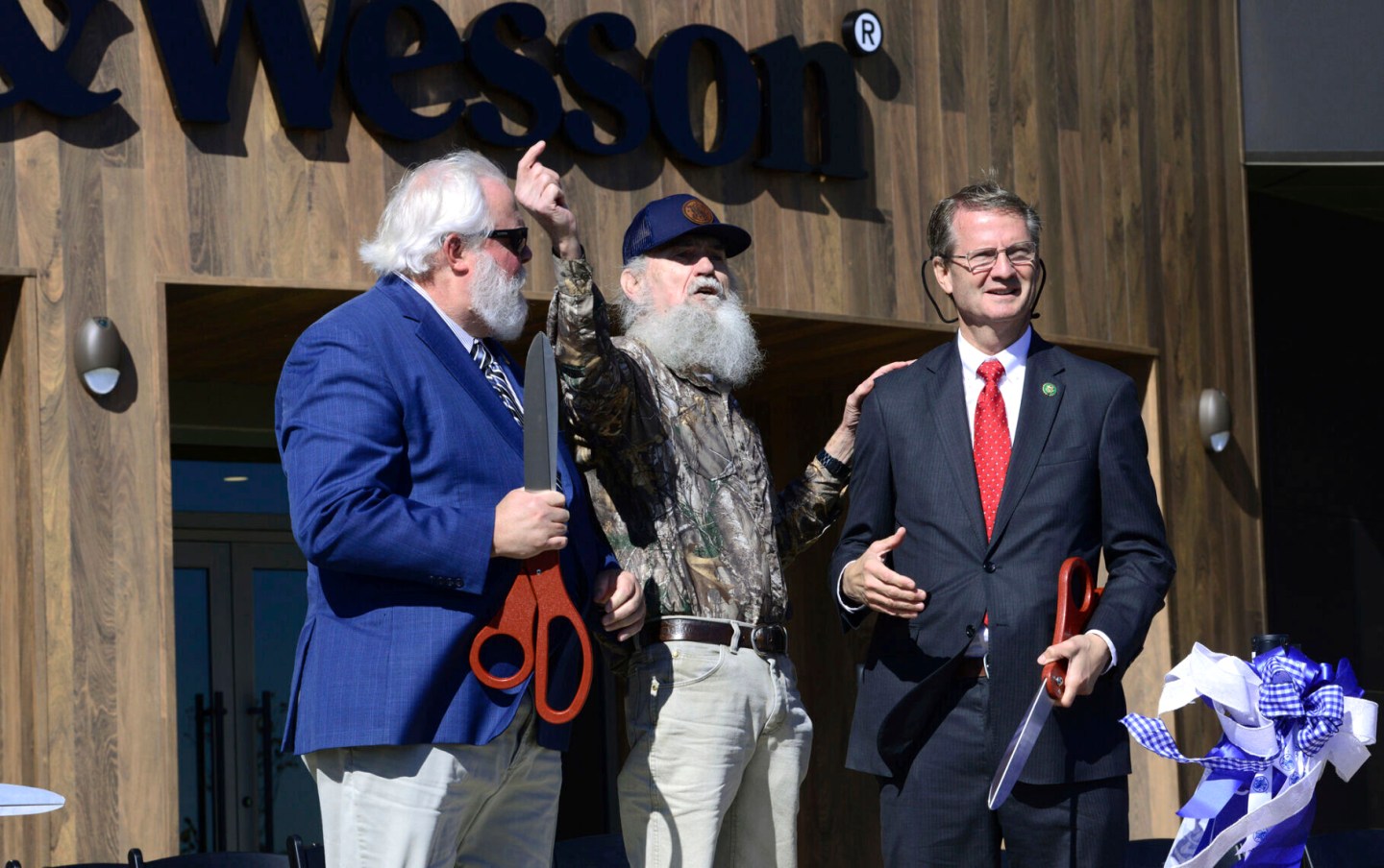 Gun manufacturer Smith & Wesson moves headquarters to Tennessee from ...
