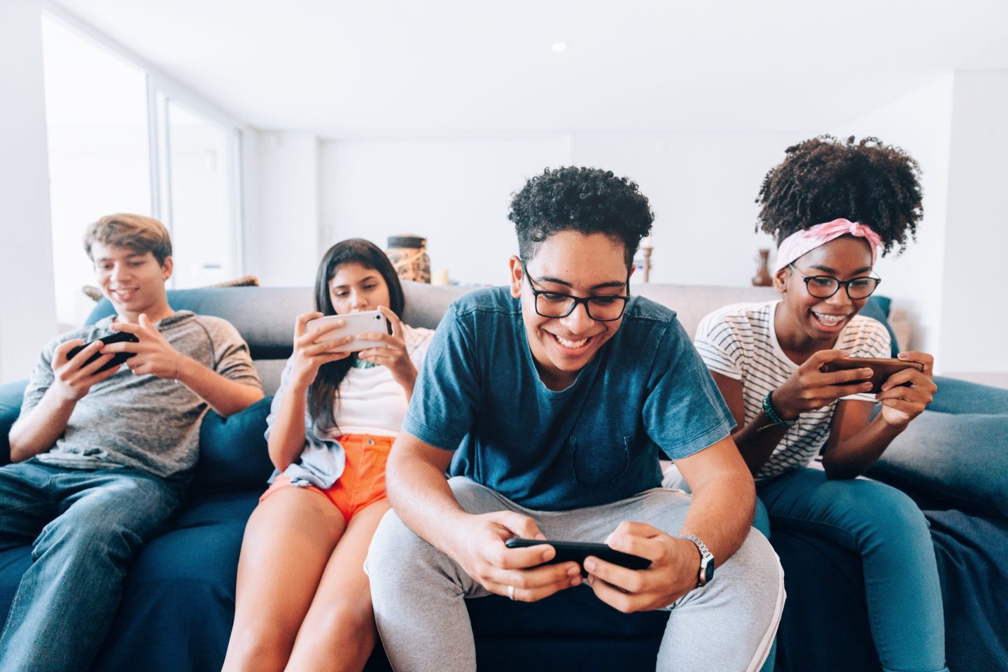 Teens are spending the equivalent of a 40-hour work week on their ...