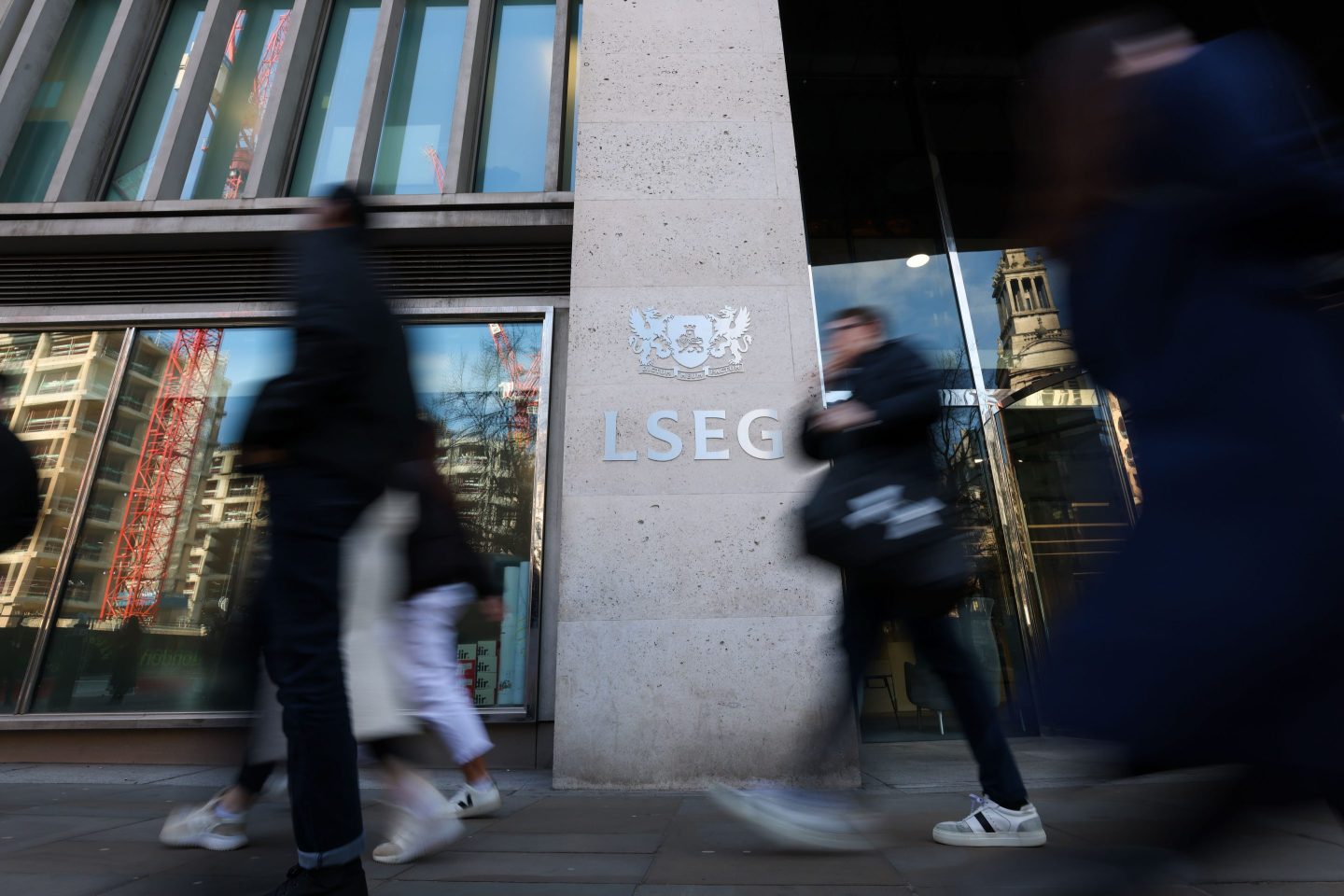 LSEG (LNSTY/LSE: LSEG): Company Profile, Stock Price, News, Rankings ...