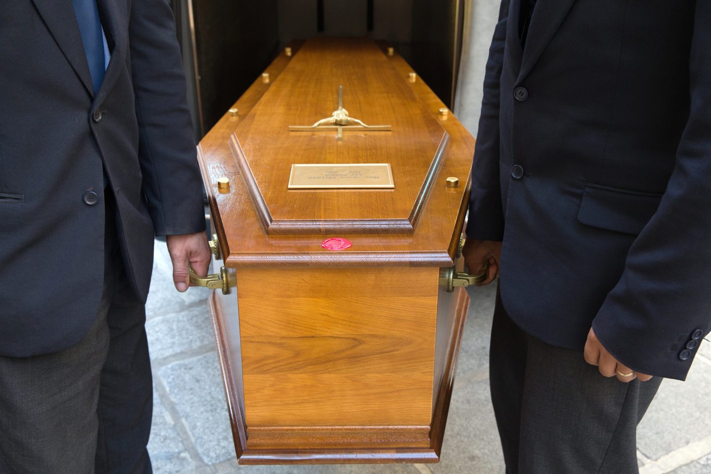 Remains of 189 bodies pile up in Colorado funeral home, discovered by ...