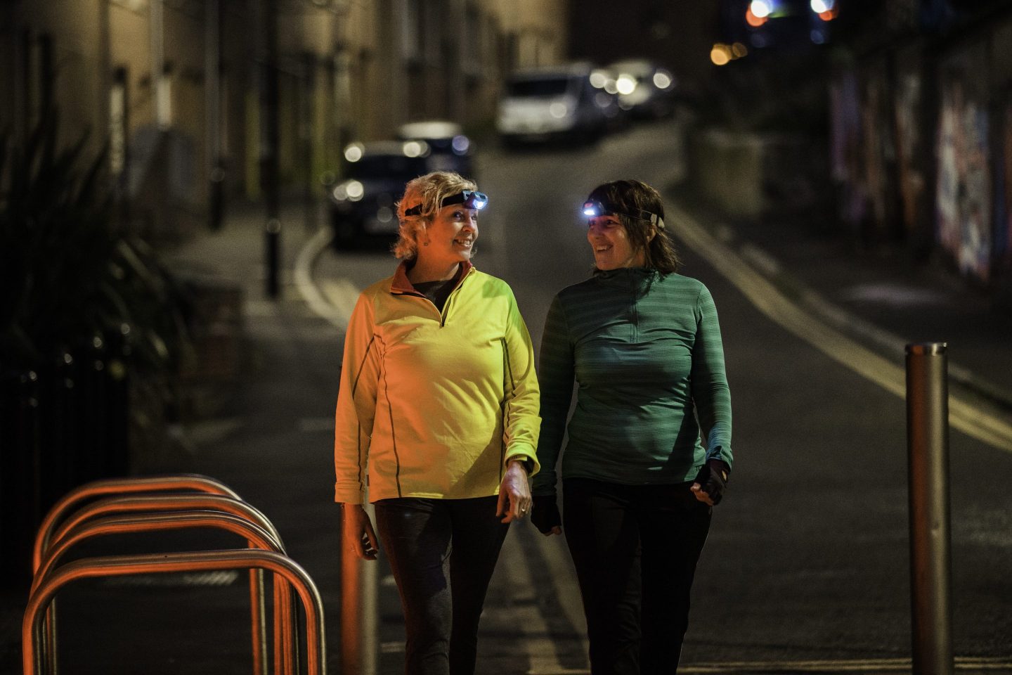 A walk before bedtime may be the secret to a better night’s sleep ...