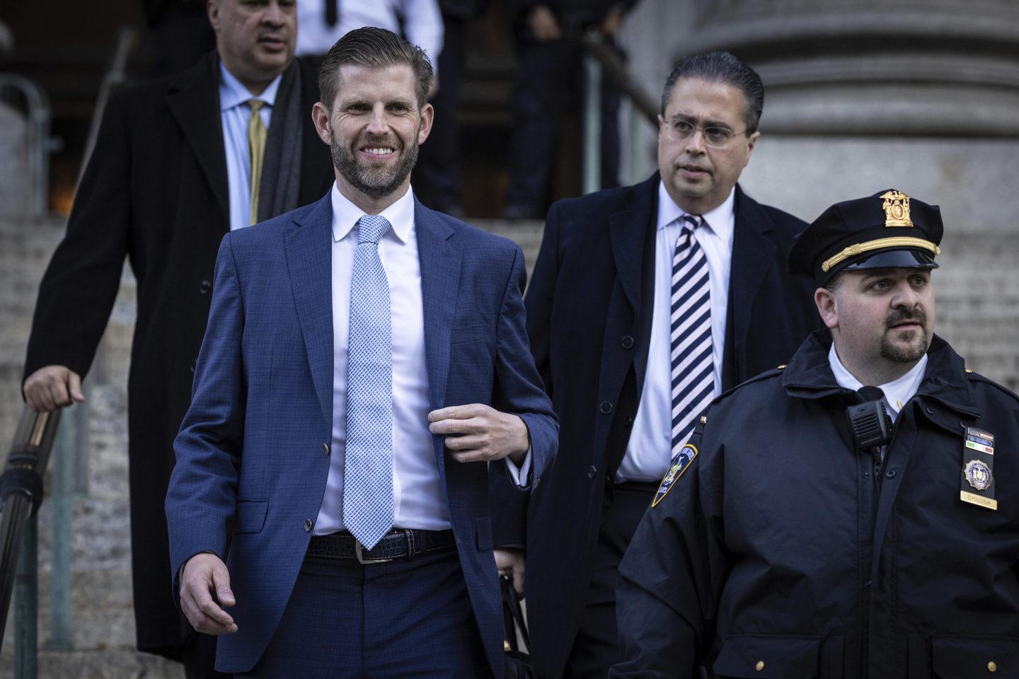 Eric Trump distances himself from Trump Organization accounting ...
