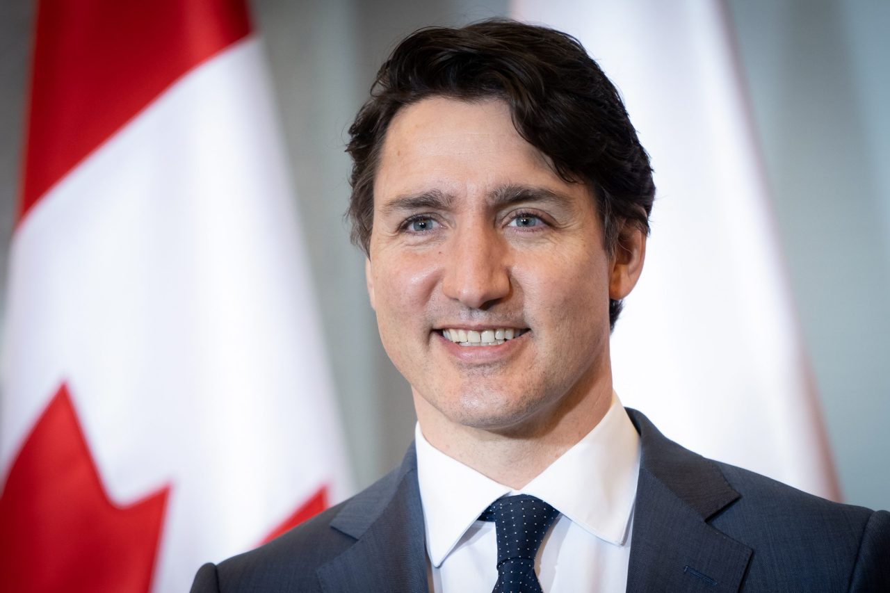 Google blinks first in its war with Canada by agreeing to pay $74 ...