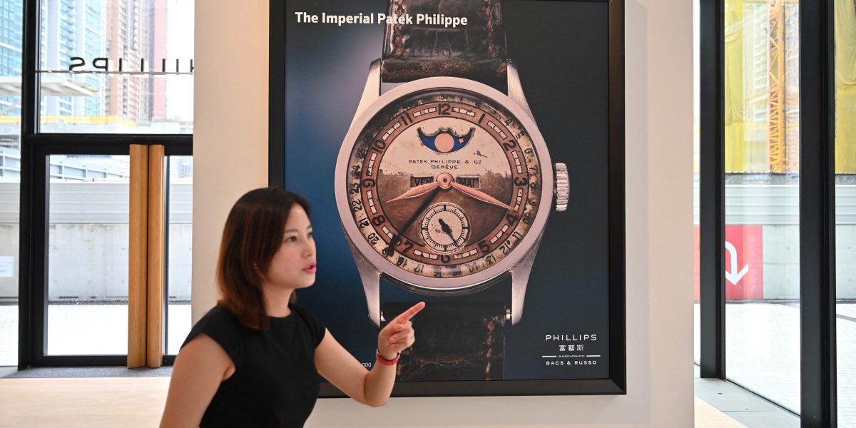 Luxury slump hits high-end Rolex, Patek Philippe watches | Fortune Europe