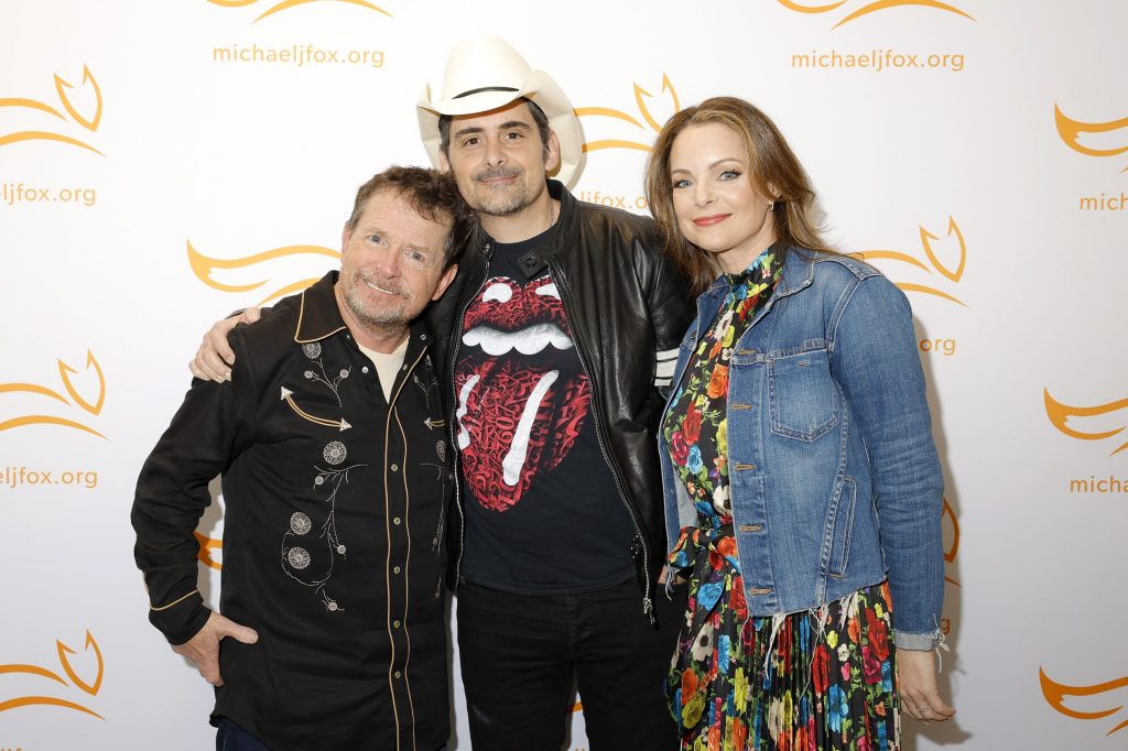 Brad Paisley and wife Kimberly Williams-Paisley open free toy store to ...