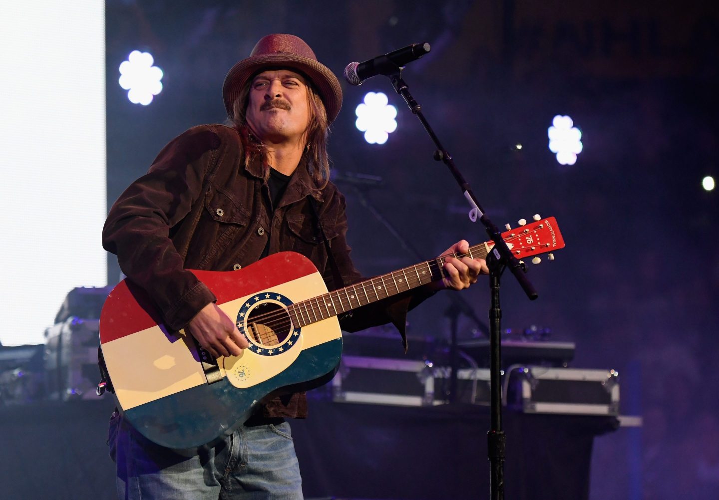 Kid Rock calls time on Bud Light boycott | Fortune