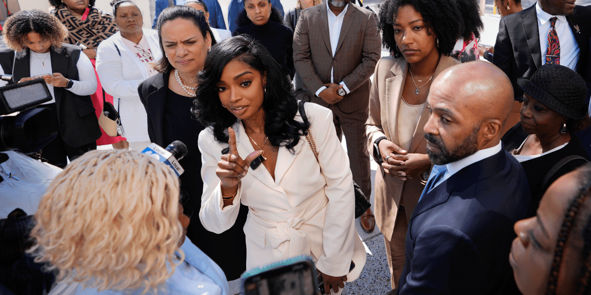 Fearless Fund defends Black entrepreneur grants | Fortune