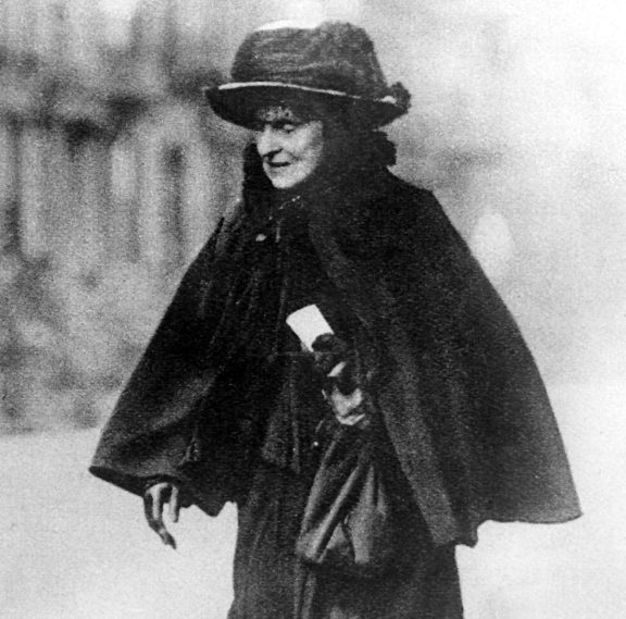 3 buffett-esque lessons from the forgotten ‘Witch of Wall Street’ | Fortune