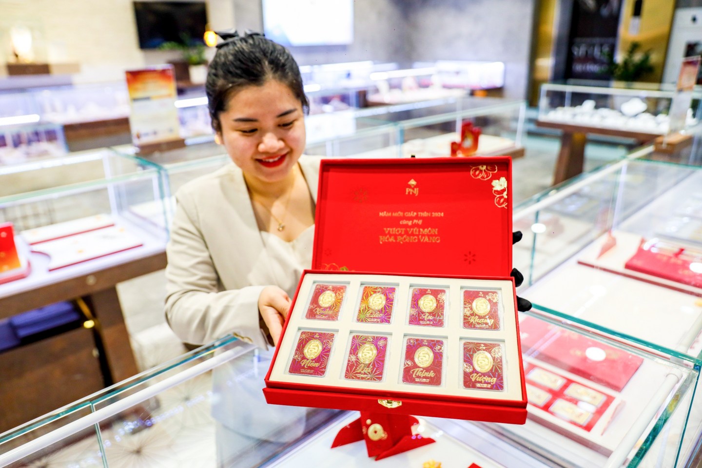 Phu Nhuan Jewelry Company Profile, Stock Price, News, Rankings | Fortune